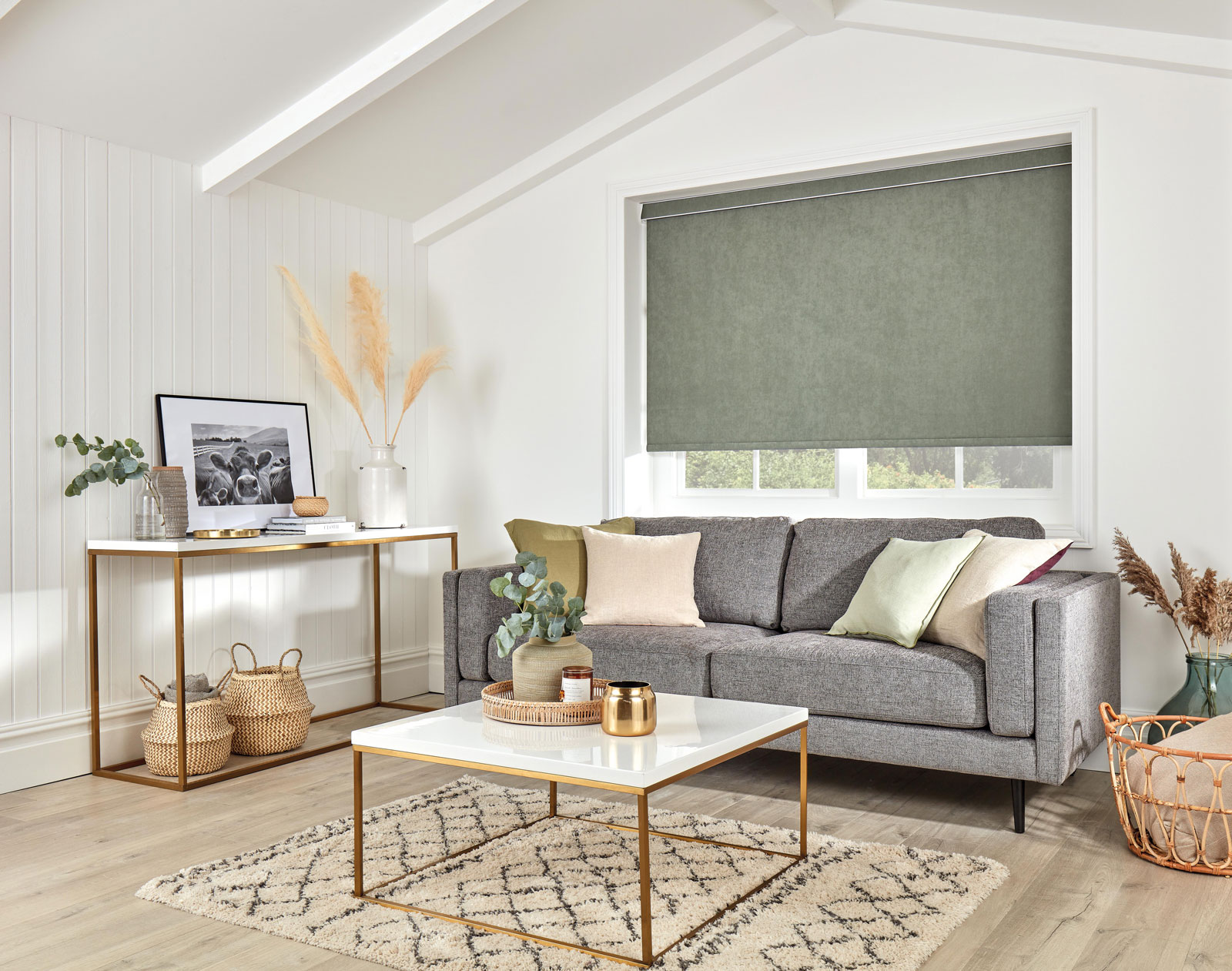 How Electric Blinds Can Save You Money - Smart View Blinds
